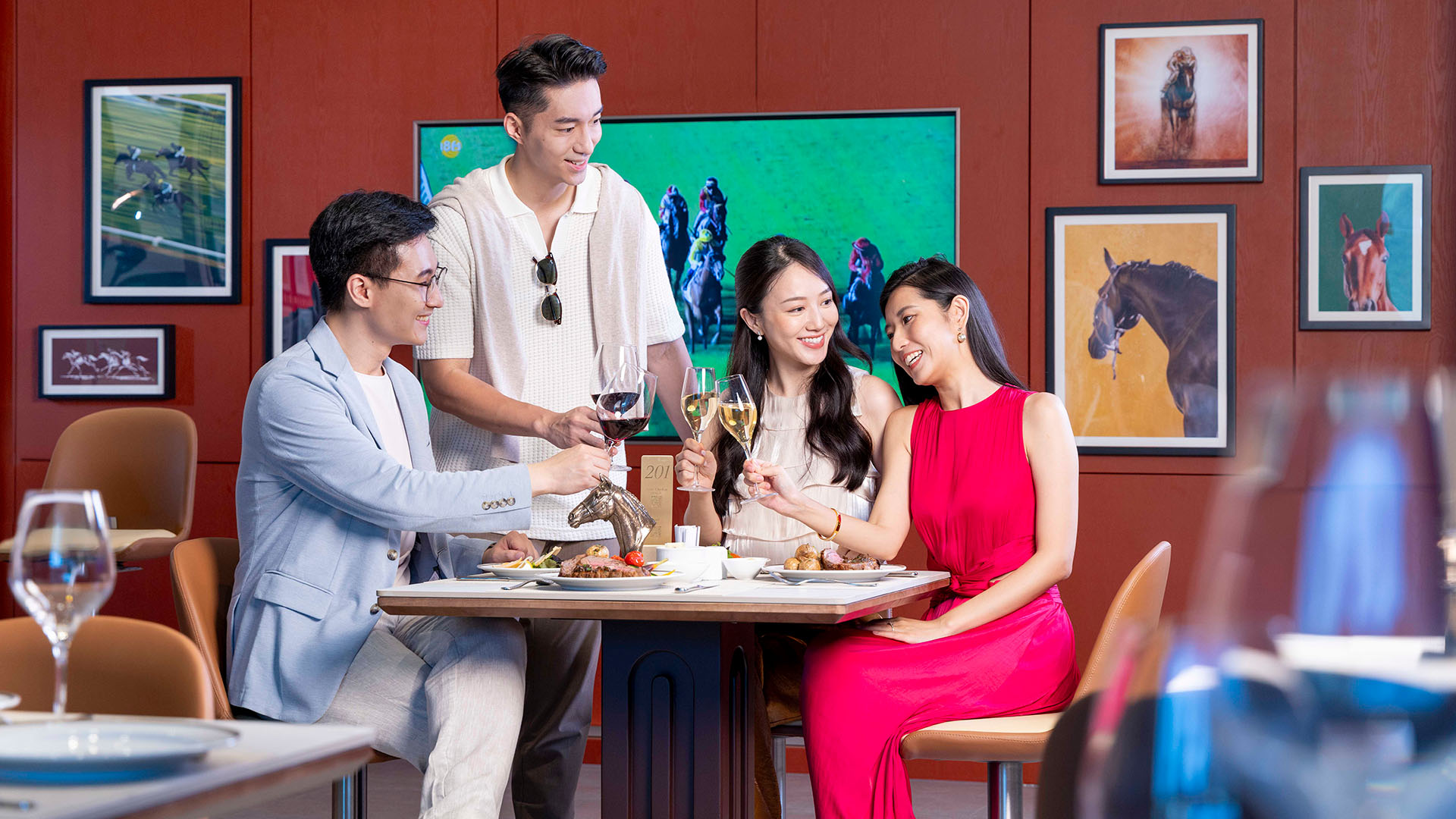 MEMBERS' HUB - The Hong Kong Jockey Club